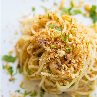 Spaghetti bột chiên xù